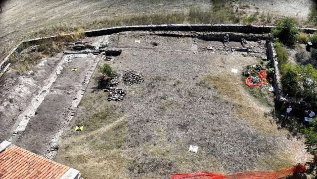 Eccezionale scoperta a Bulzi: dagli scavi spunta una rara moneta d ...