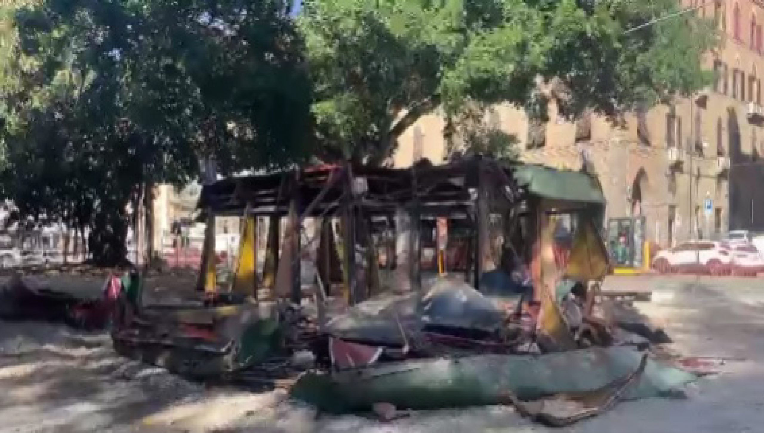 Piazza Matteotti, addio al vecchio Ctm point: al suo posto una fontana ...