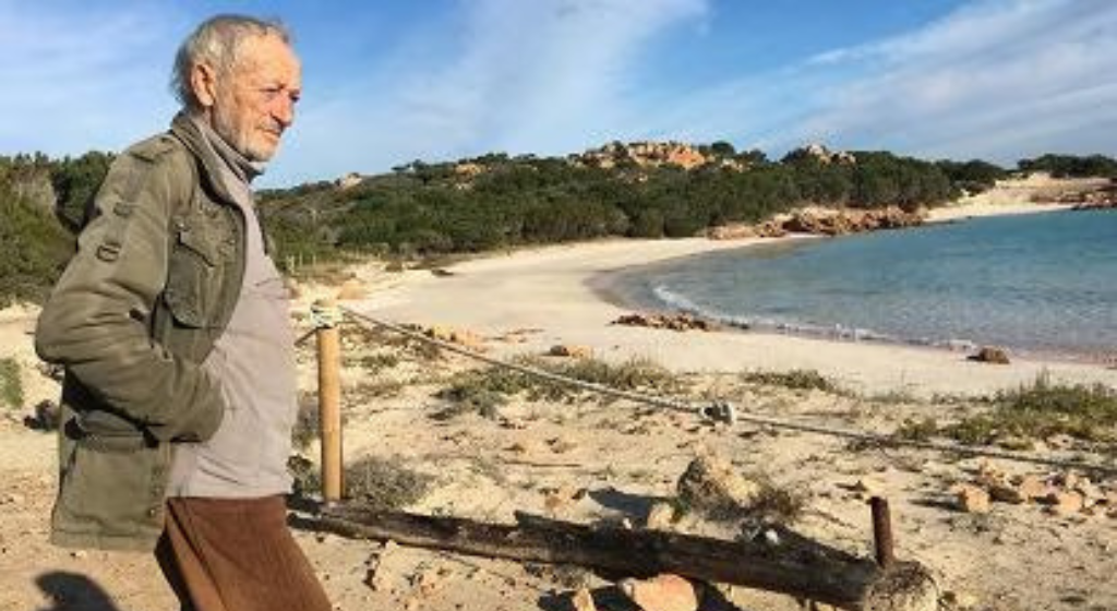 L’isola di Budelli perde il suo custode: addio a Mauro Morandi ...